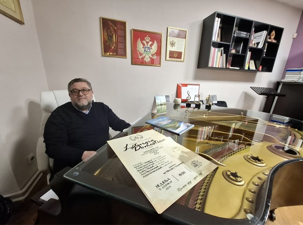 LAZAREVIĆ: KOTORSKA MUZIČKA ŠKOLA POKRENULA INICIJATIVU ZA NOVI ...